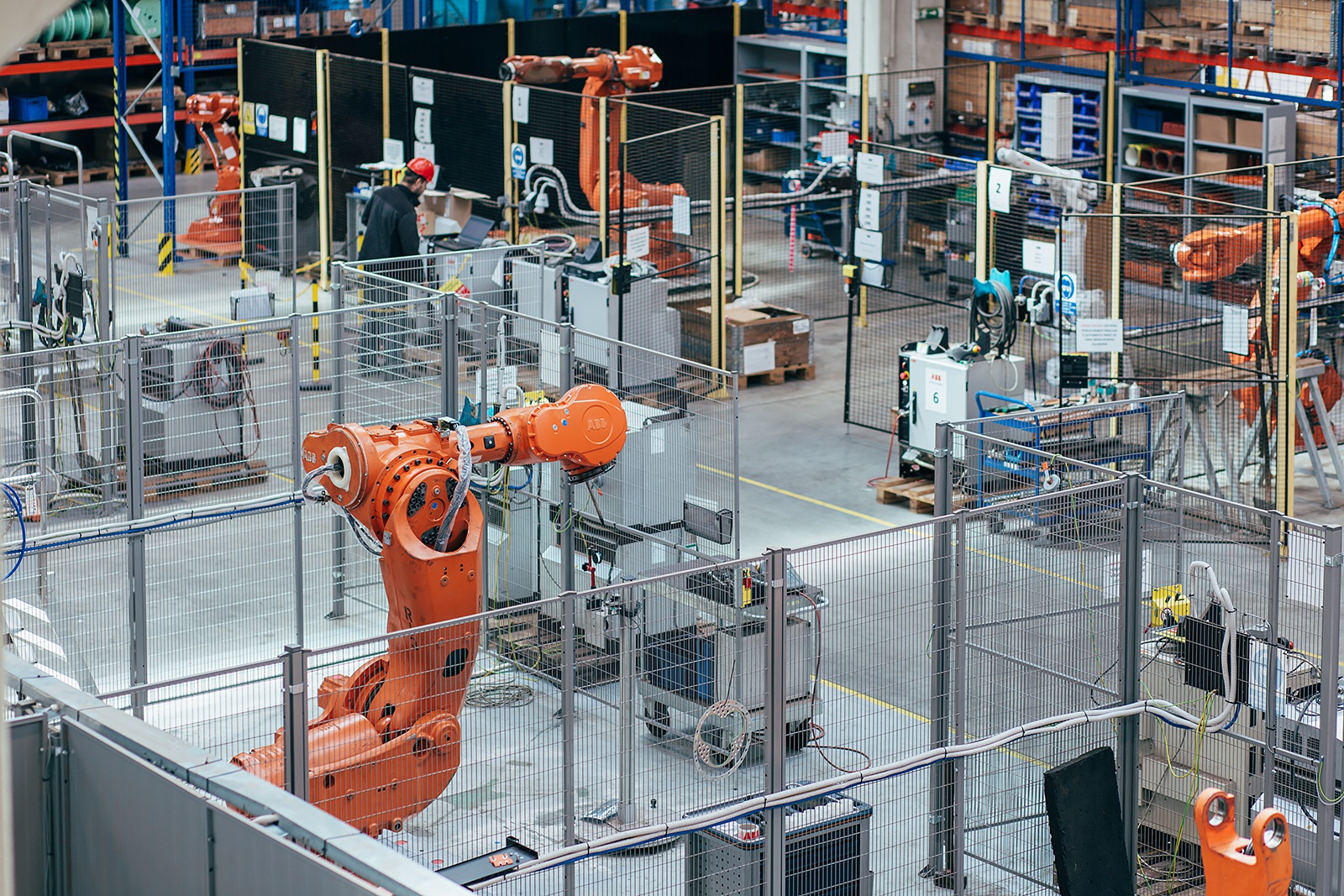 Z Ostravy se do výroby vrátilo skoro 4 tisíce robotů | FocusOn