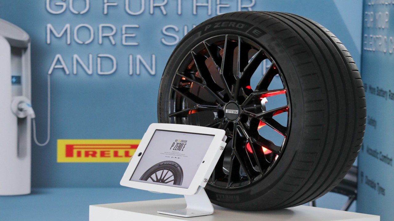 Mnichovský autosalon potvrdil dominanci Pirelli pneumatik pro ...